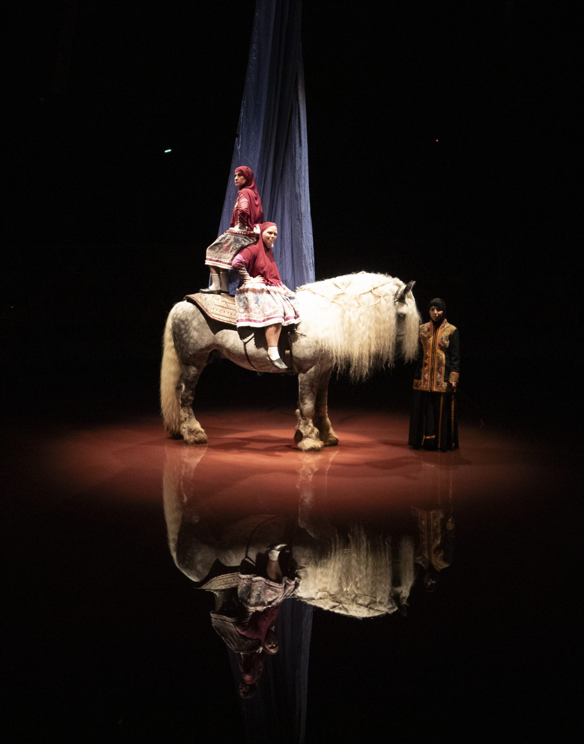 "CABARET DE L’EXIL, FEMMES PERSANES" par Bartabas pour le théâtre ...
